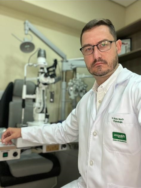 Dr. Bruno Busch
